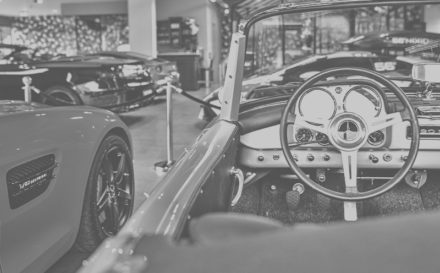 Exclusieve auto dealer Hoefnagels - Official website